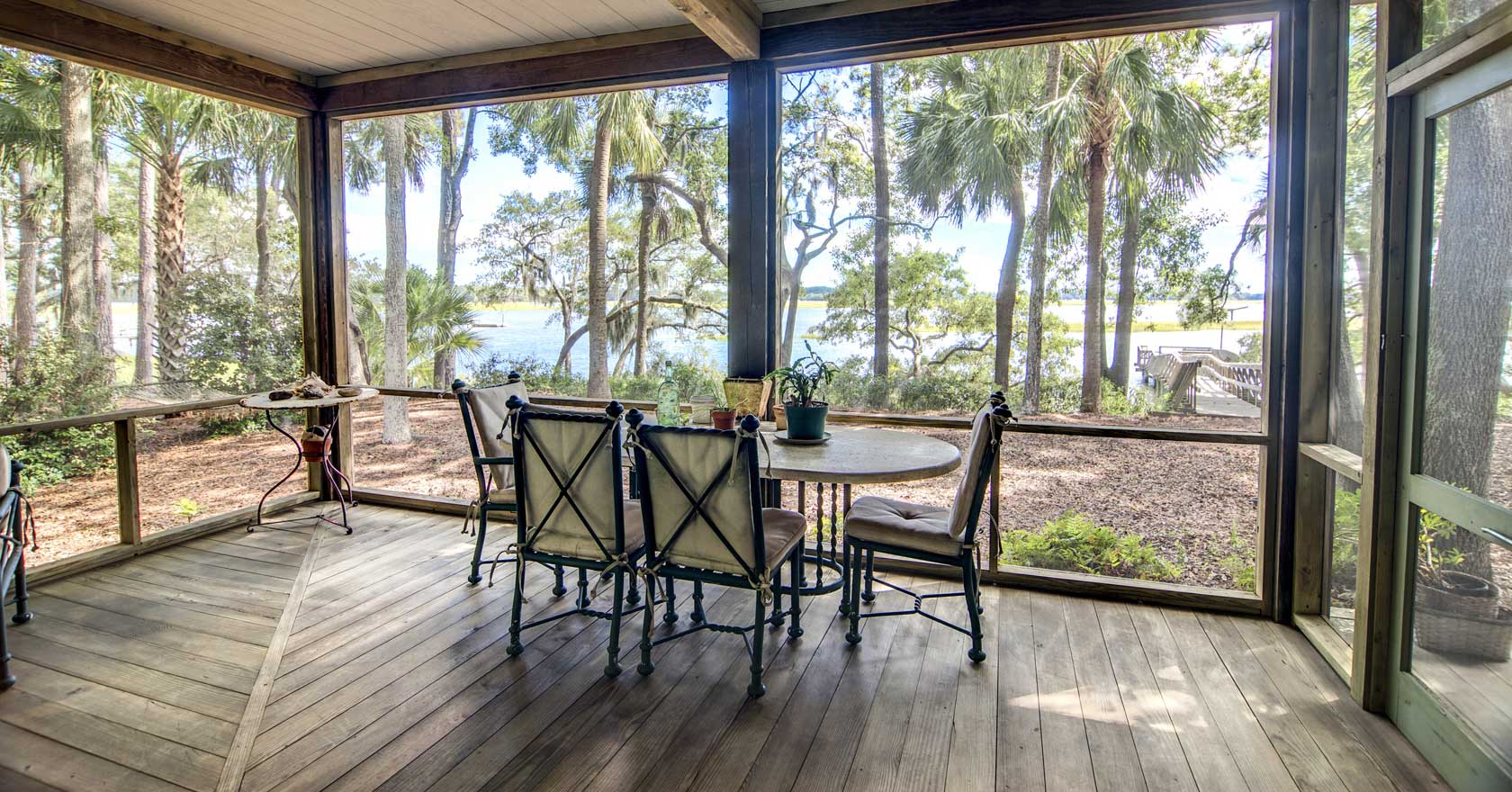 5 Common Uses for Your Screen Room in The Coastal Empire
